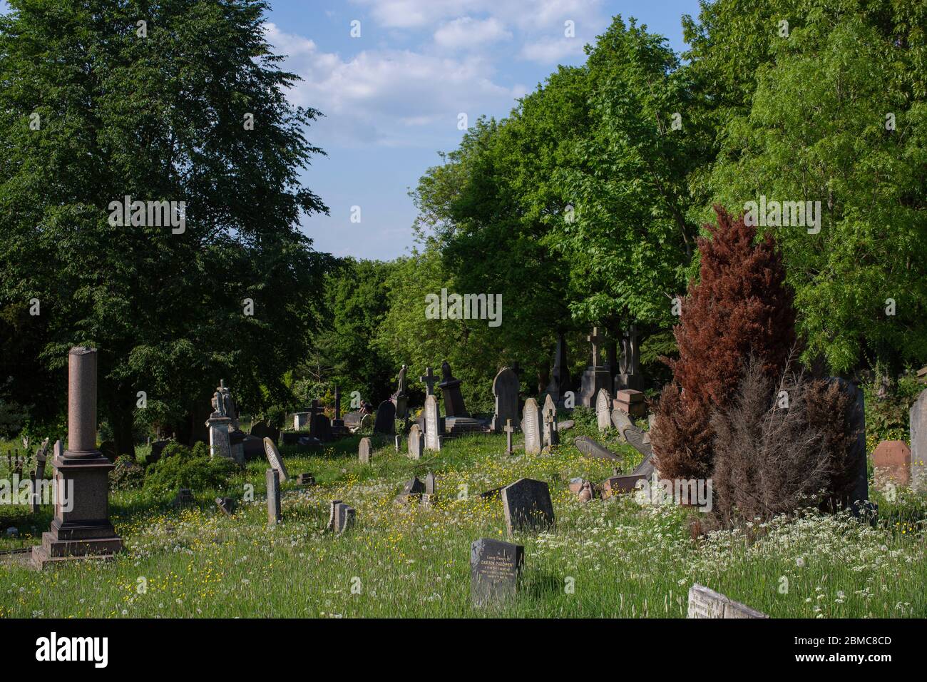 West Norwood, UK. 8th May 2020. West Norwood Cemetery on the 75th anniversary of VE Day in South ...