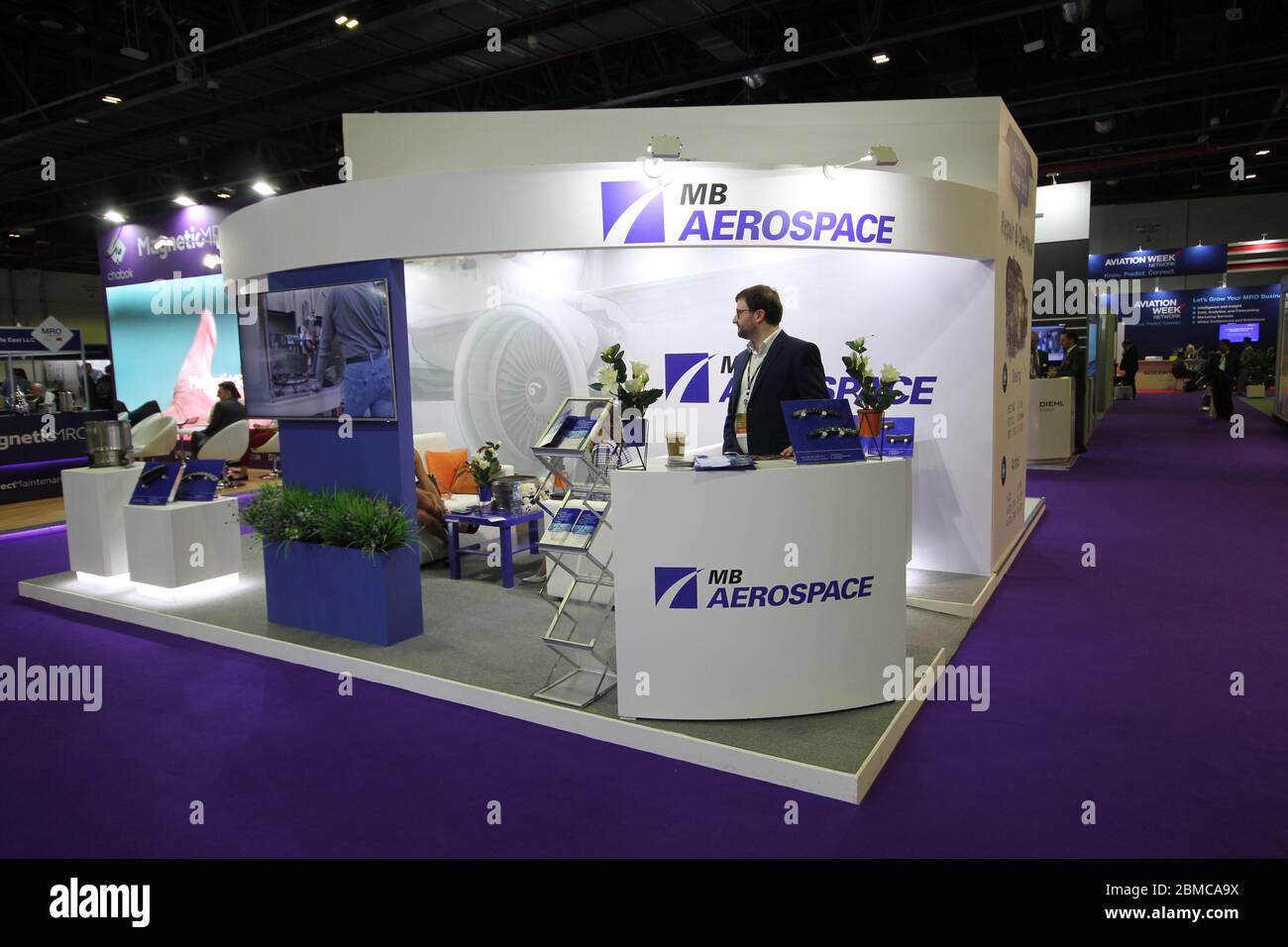 United airlines aircraft interiors hi-res stock photography and images ...