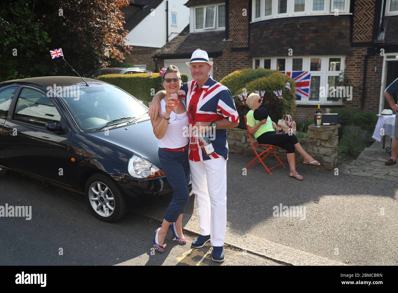 Ve day street party hi-res stock photography and images - Alamy