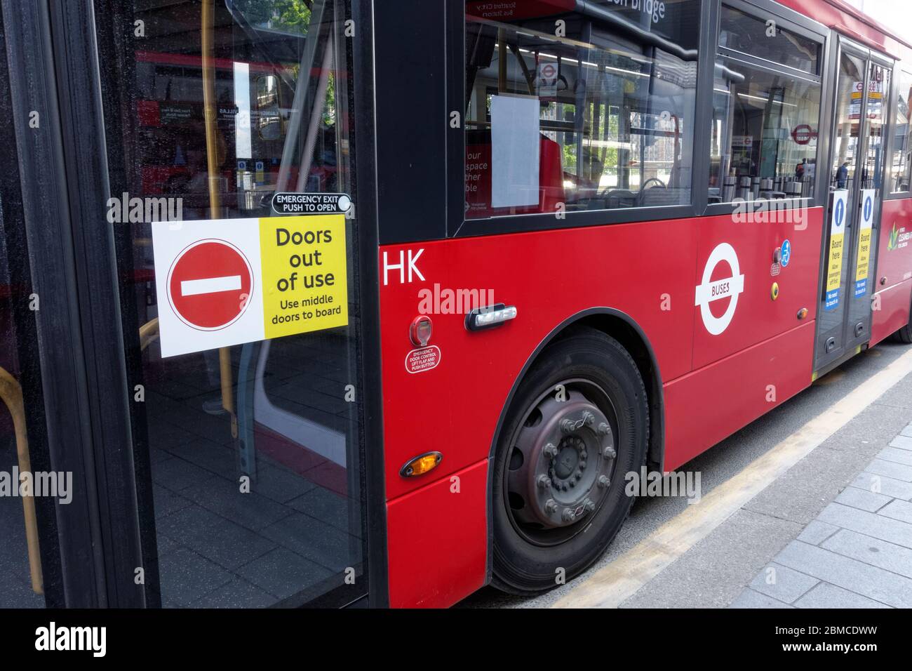 Closed bus door hi-res stock photography and images - Alamy