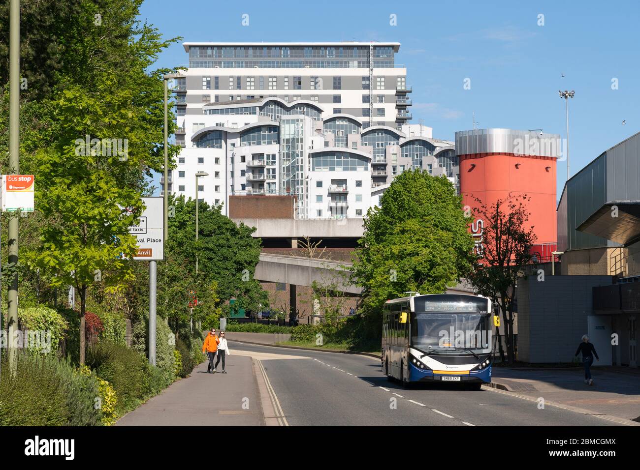 A stagecoach bus on Alencon Link in Basingstoke town centre with the ...