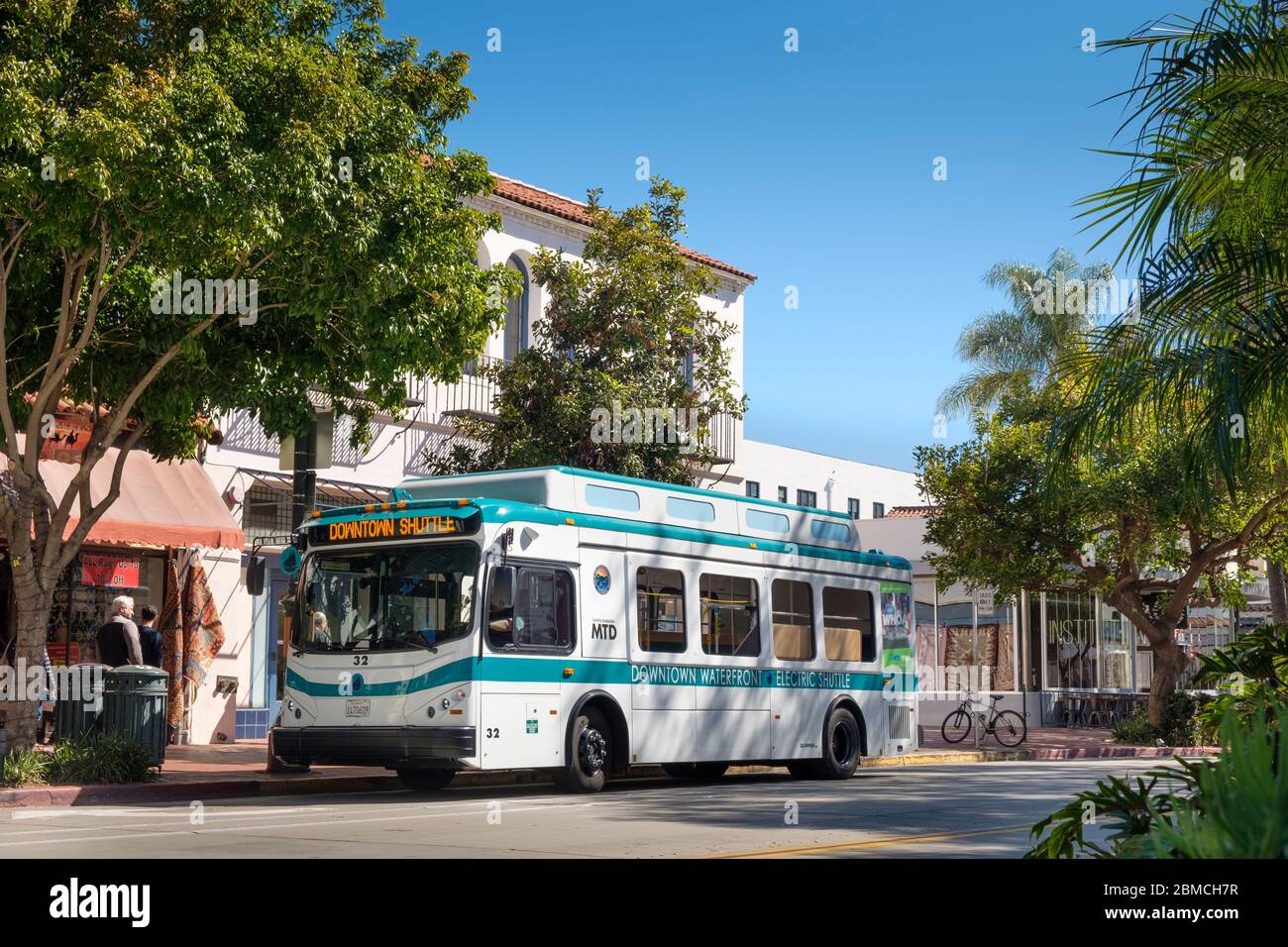 The Electric Shuttle Bus downtown Santa Barbara, California, USA Stock ...