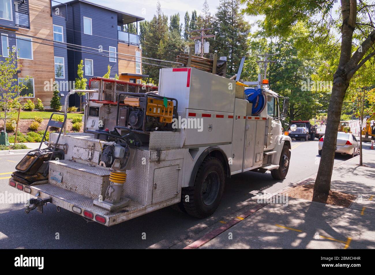 Vehicle repair lorry hi-res stock photography and images - Alamy