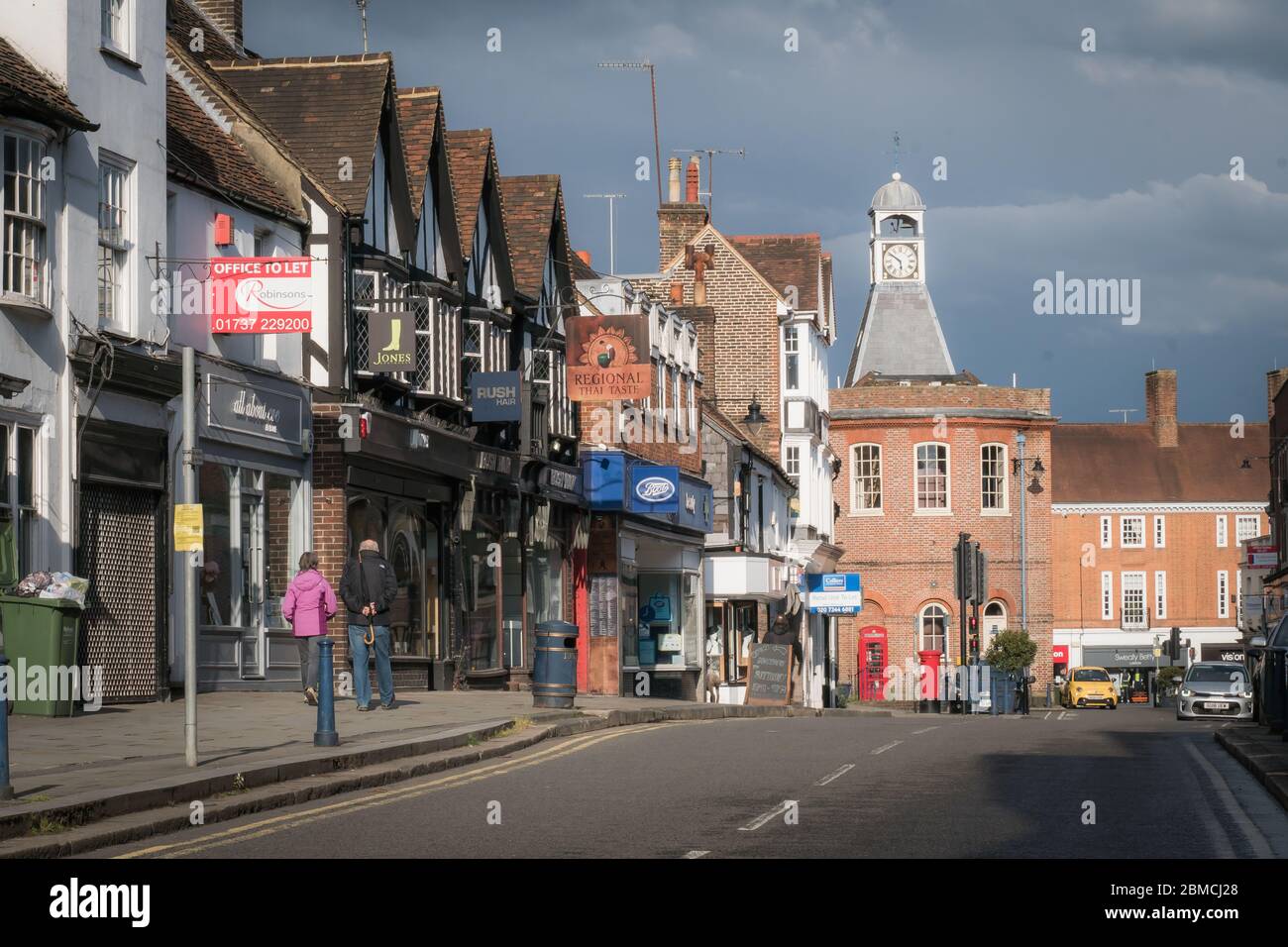 Reigate high street hi-res stock photography and images - Alamy