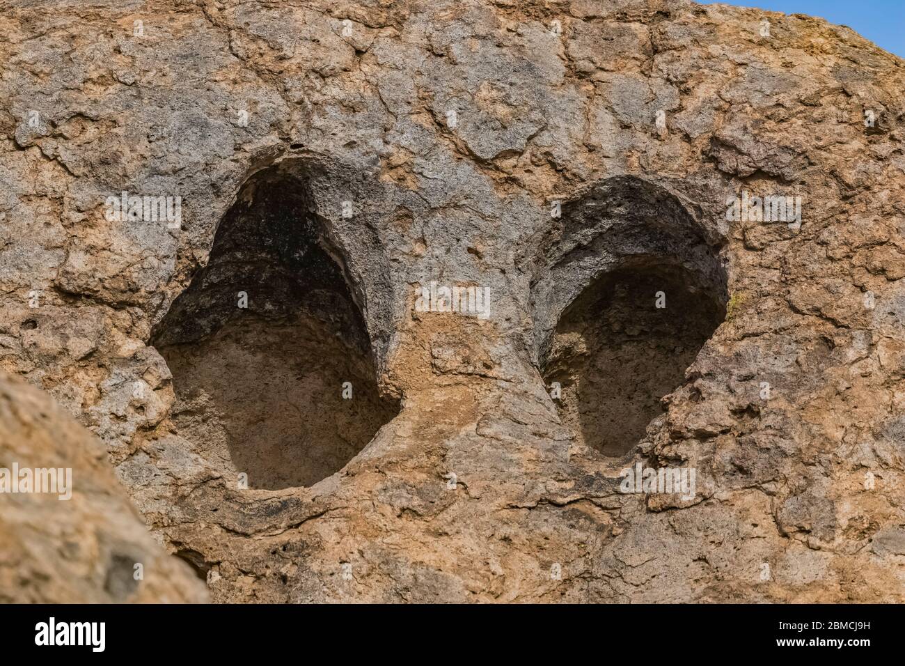 34.9 million years ago, a huge volcano eruption deposited the rock that ...