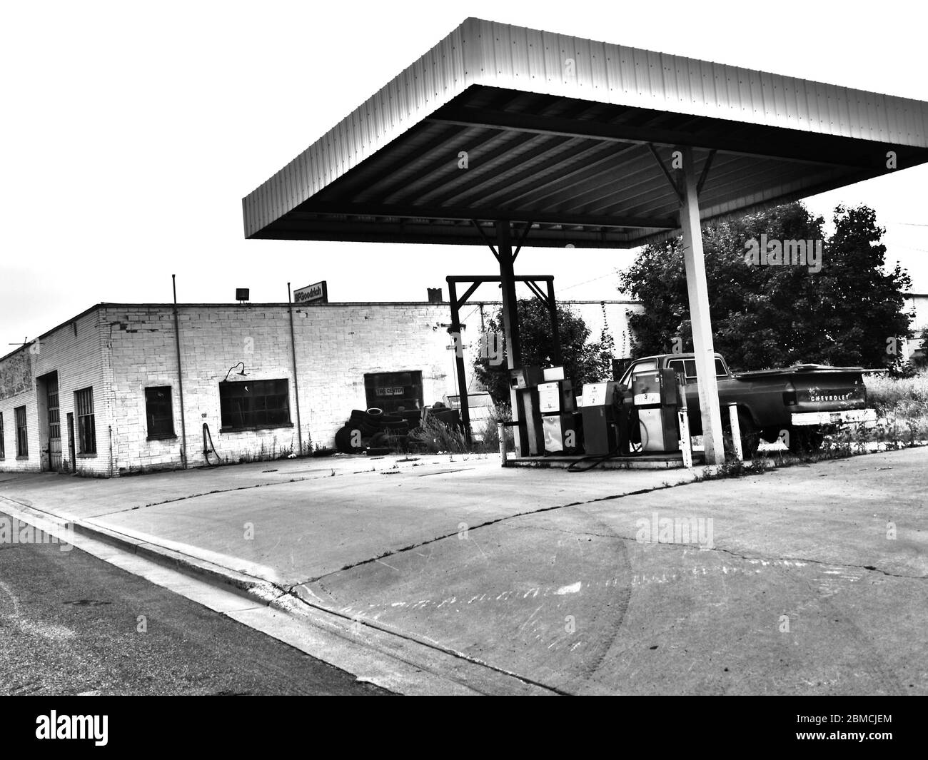 Gas repair Black and White Stock Photos & Images - Alamy