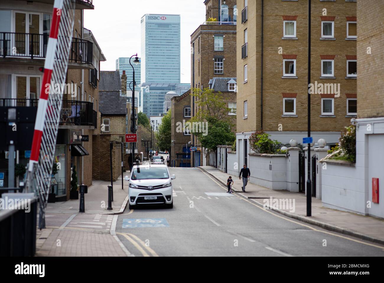 Narrow Street, Limehouse, East London seen during the coronavirus ...