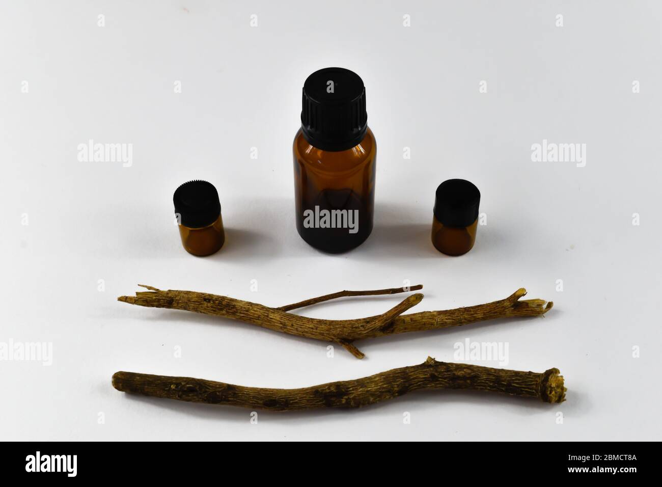 Essential oil bottles hi-res stock photography and images - Alamy