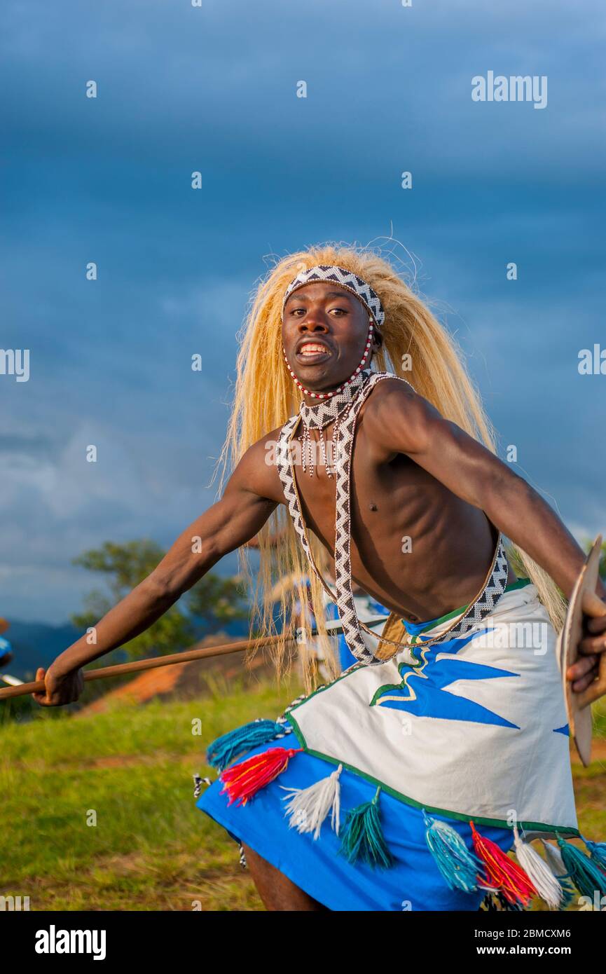 Rwanda village hi-res stock photography and images - Alamy