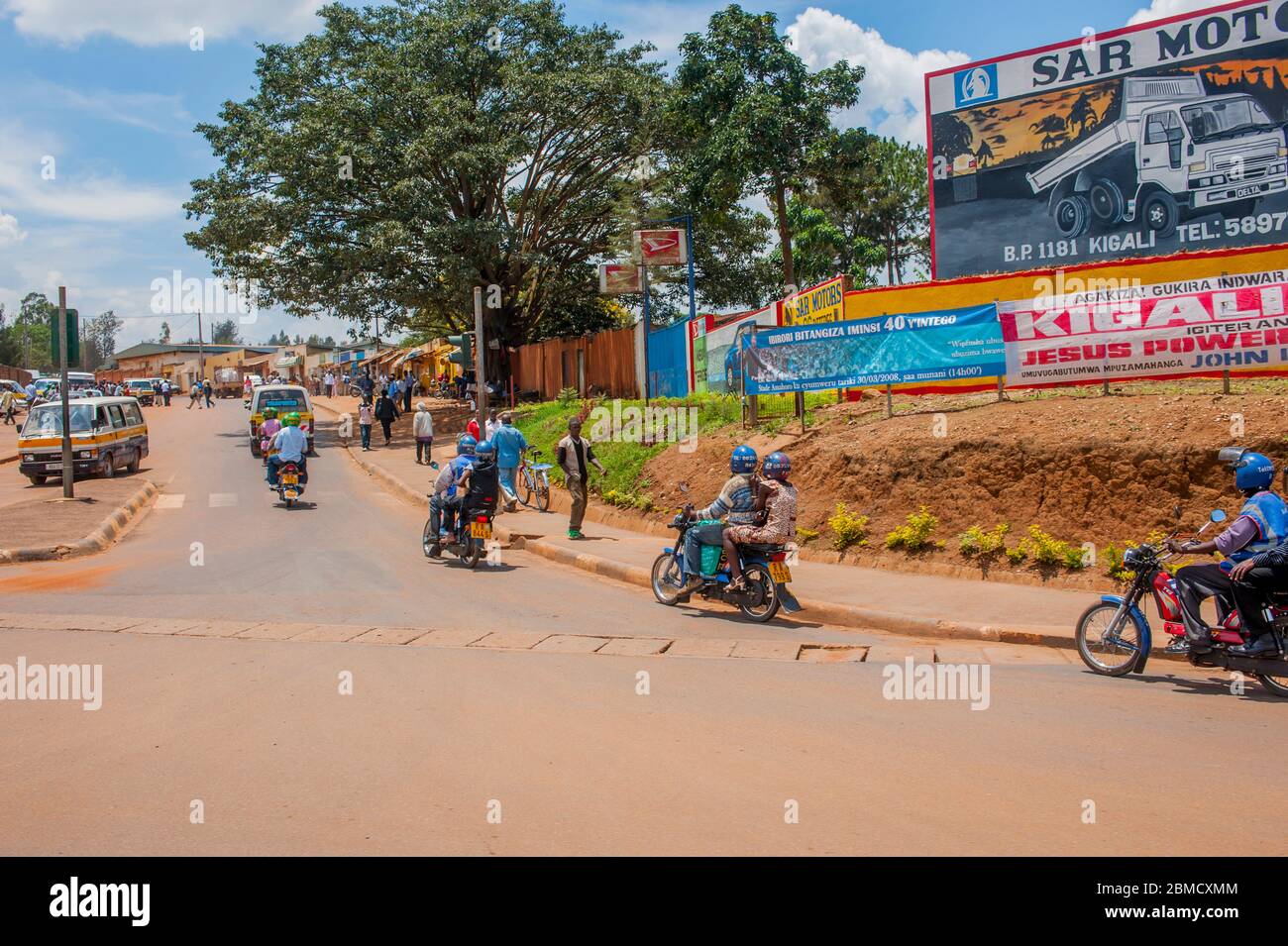 Street scene in Kigali, the capital and largest city of Rwanda Stock ...