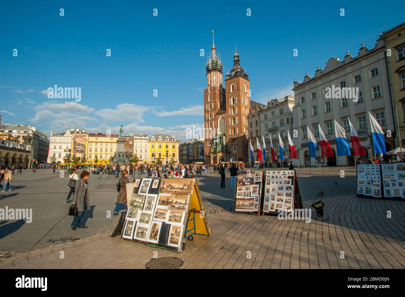 The market square (Rynek Glowny) with the 14th-century Gothic basilica ...