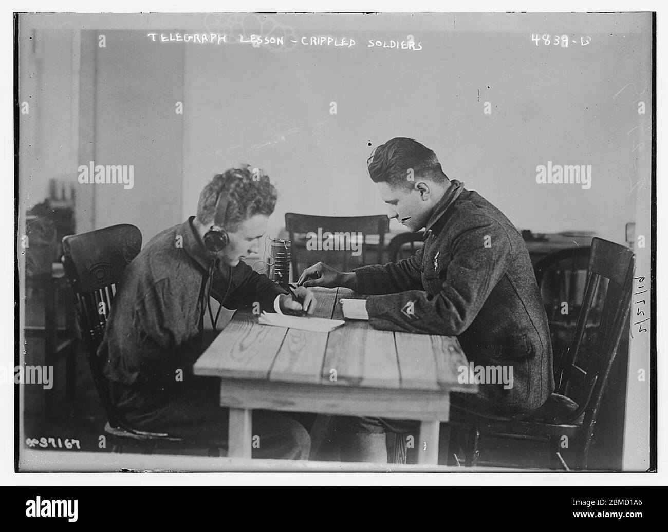 Black crippled paper hi-res stock photography and images - Alamy