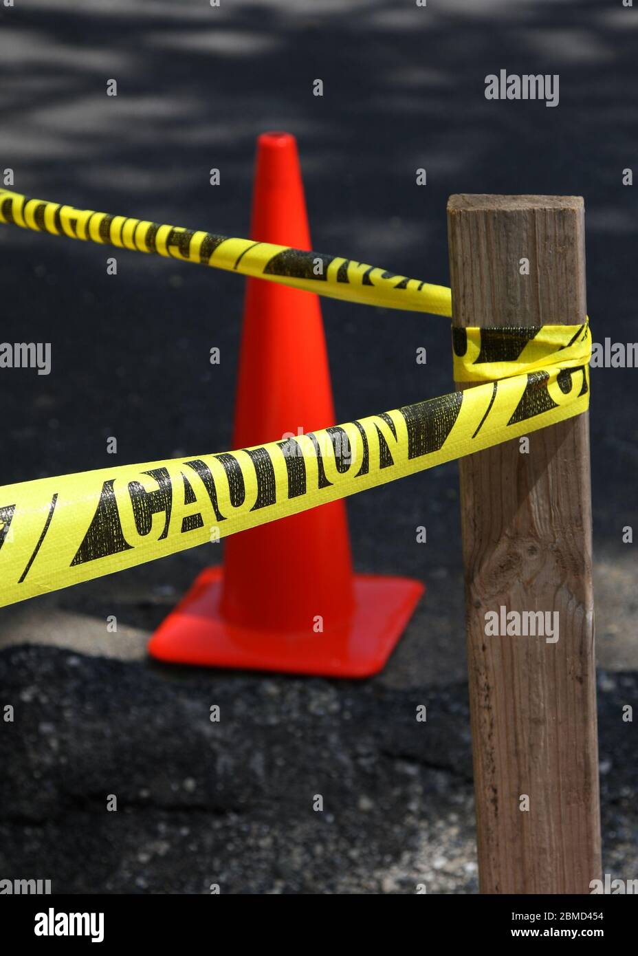 Danger zone hi-res stock photography and images - Alamy