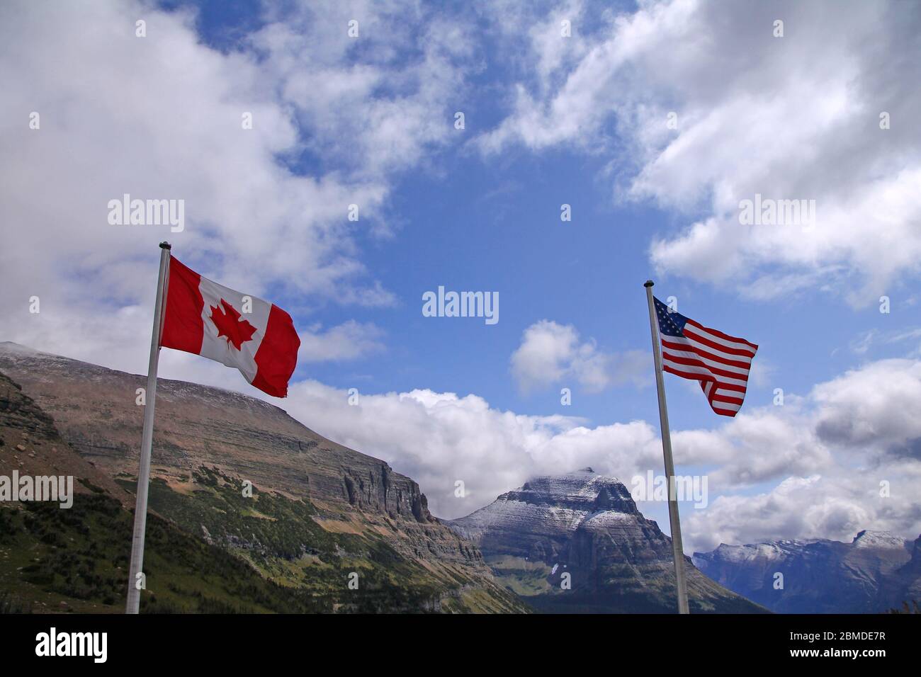 American canadian flags hi-res stock photography and images - Alamy