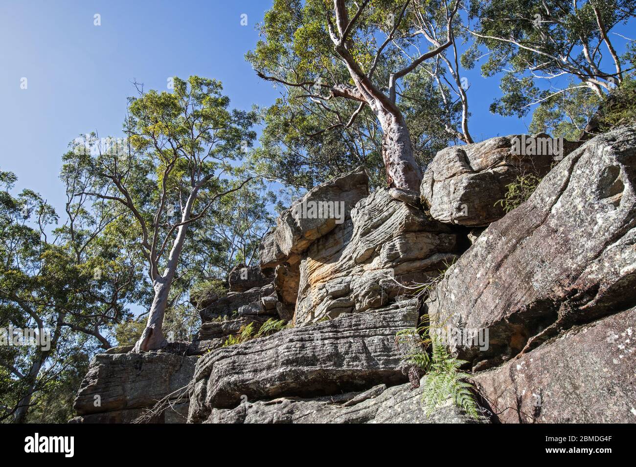 Rock ledges hi-res stock photography and images - Alamy