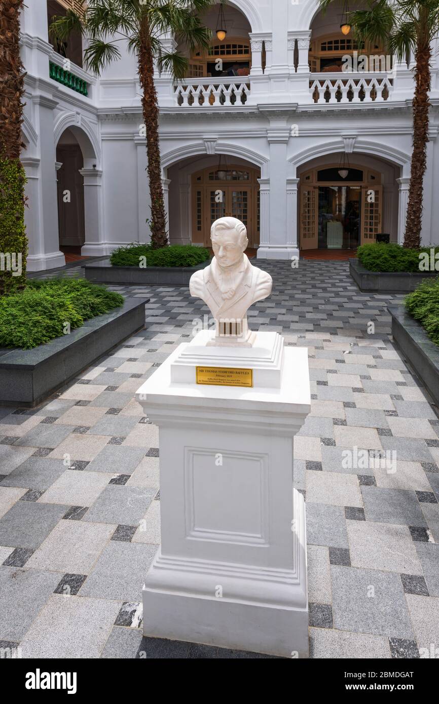 Marble bust of Sir Thomas Stamford Raffles (founder of Singapore) at the Raffles Hotel ...