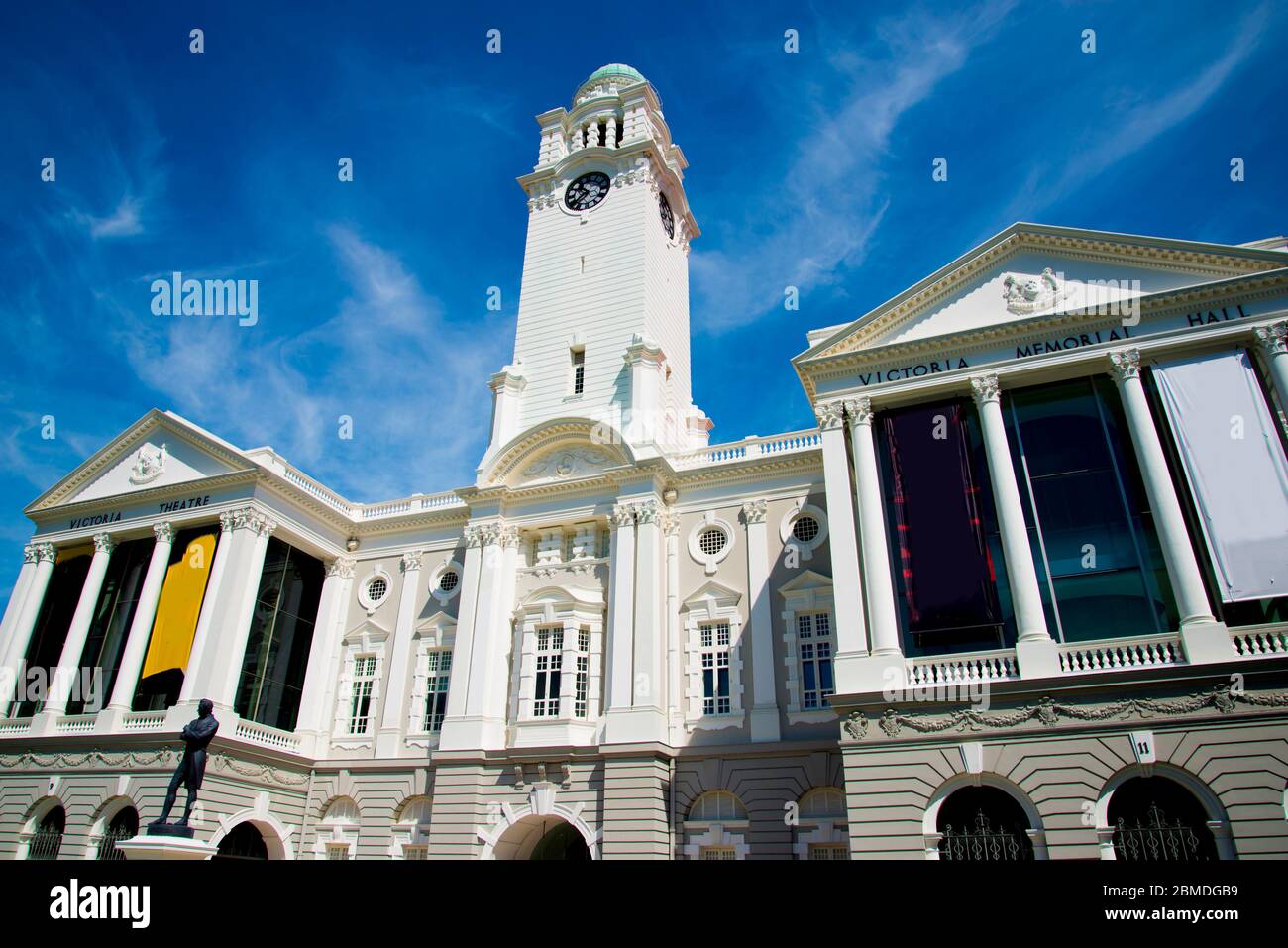 Victoria Theatre Building - Singapore Stock Photo - Alamy