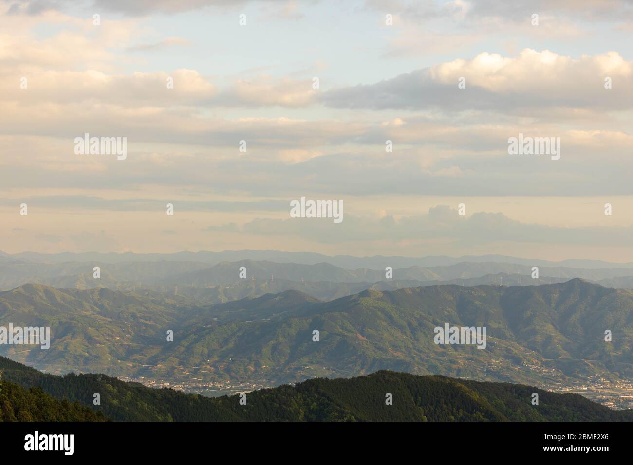 Valley towns hi-res stock photography and images - Alamy