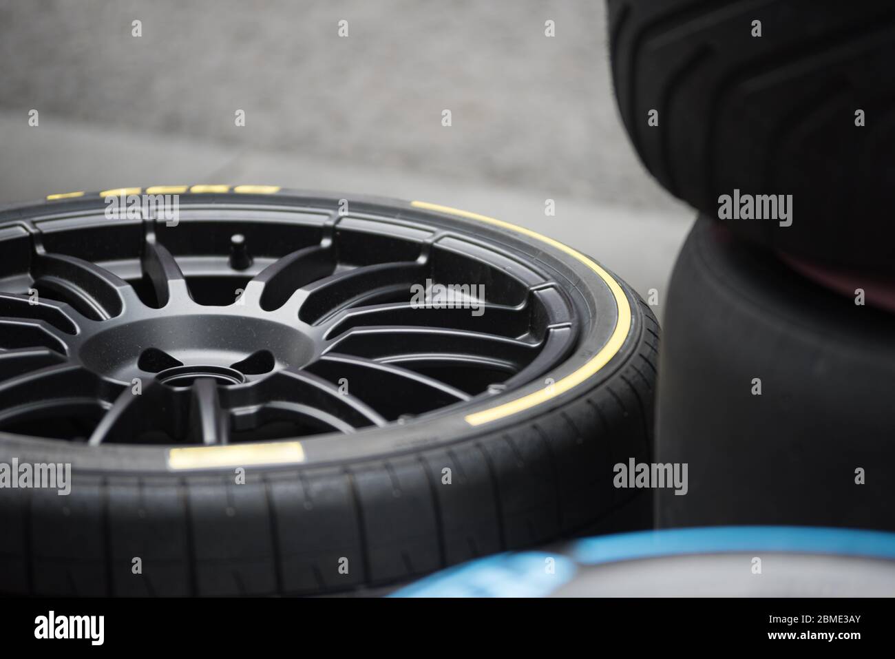 Pirelli formula one tyres wet hi-res stock photography and images - Alamy