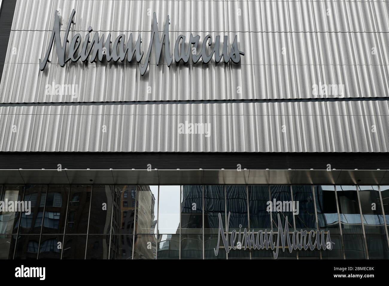 Neiman marcus sign hi-res stock photography and images - Alamy