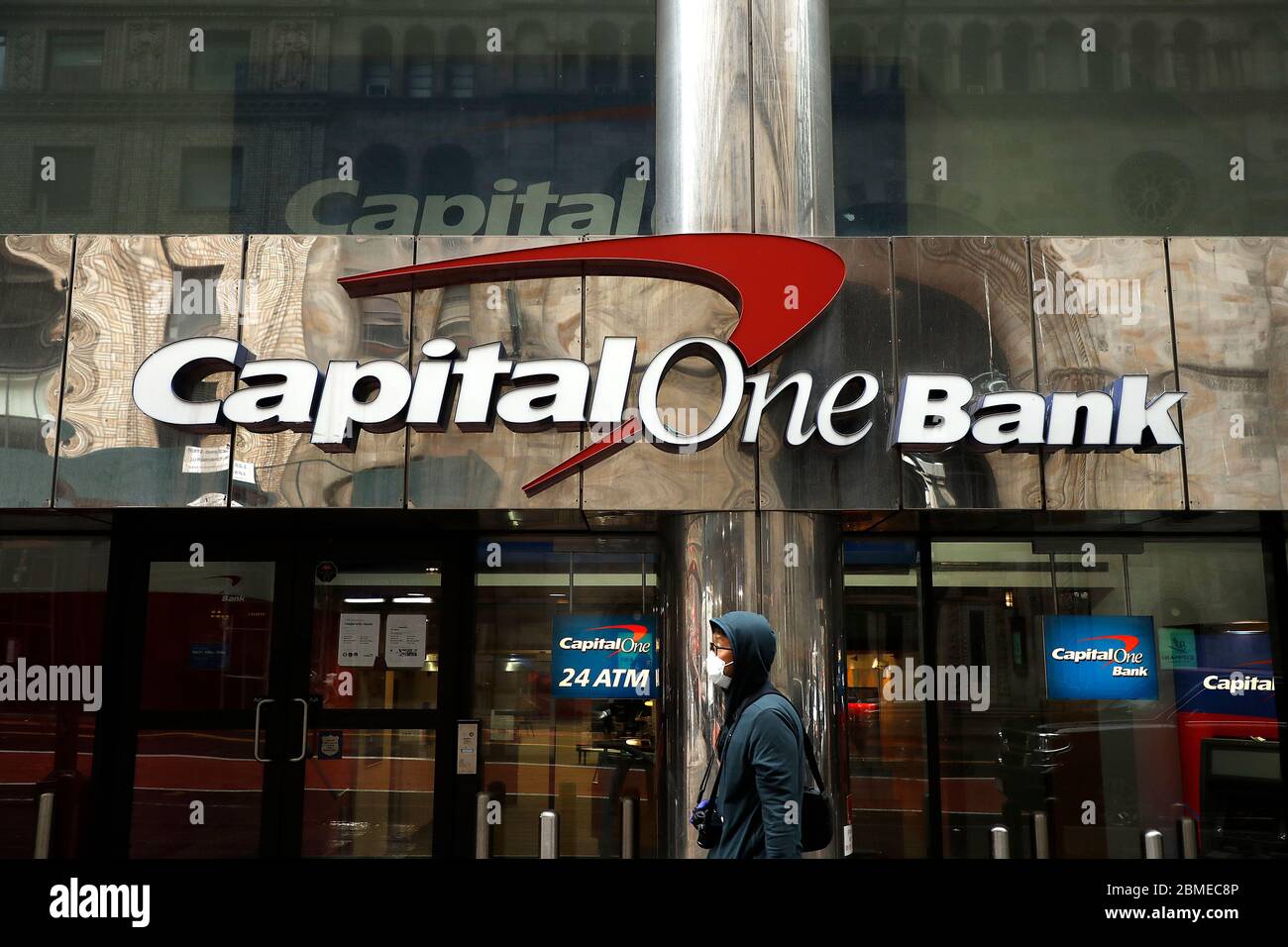 Capitol one logo hi-res stock photography and images - Alamy