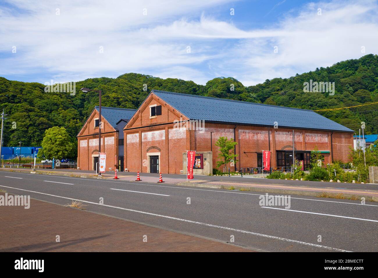 Japan warehouse brick hi-res stock photography and images - Alamy