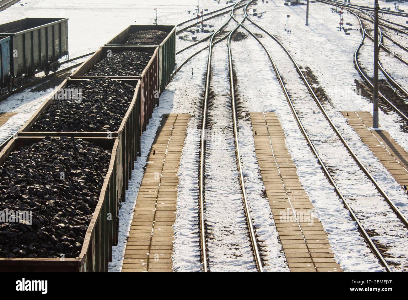 rail cars loaded with coal, a train transports coal Stock Photo - Alamy