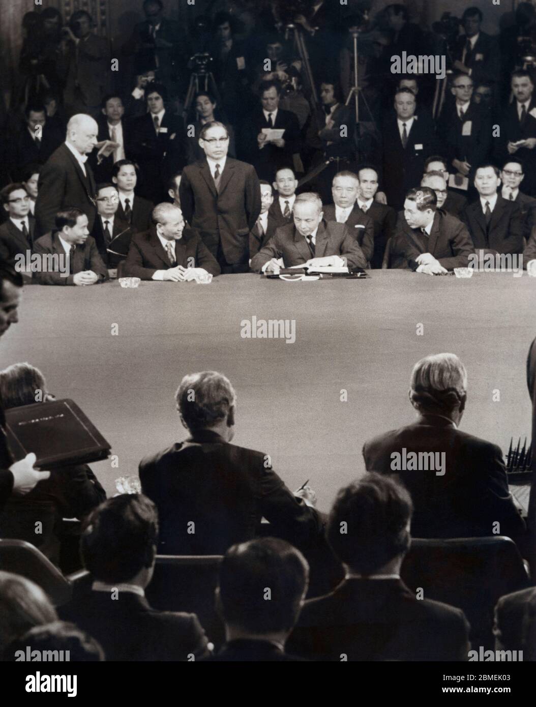 Firma de acuerdo hi-res stock photography and images - Alamy