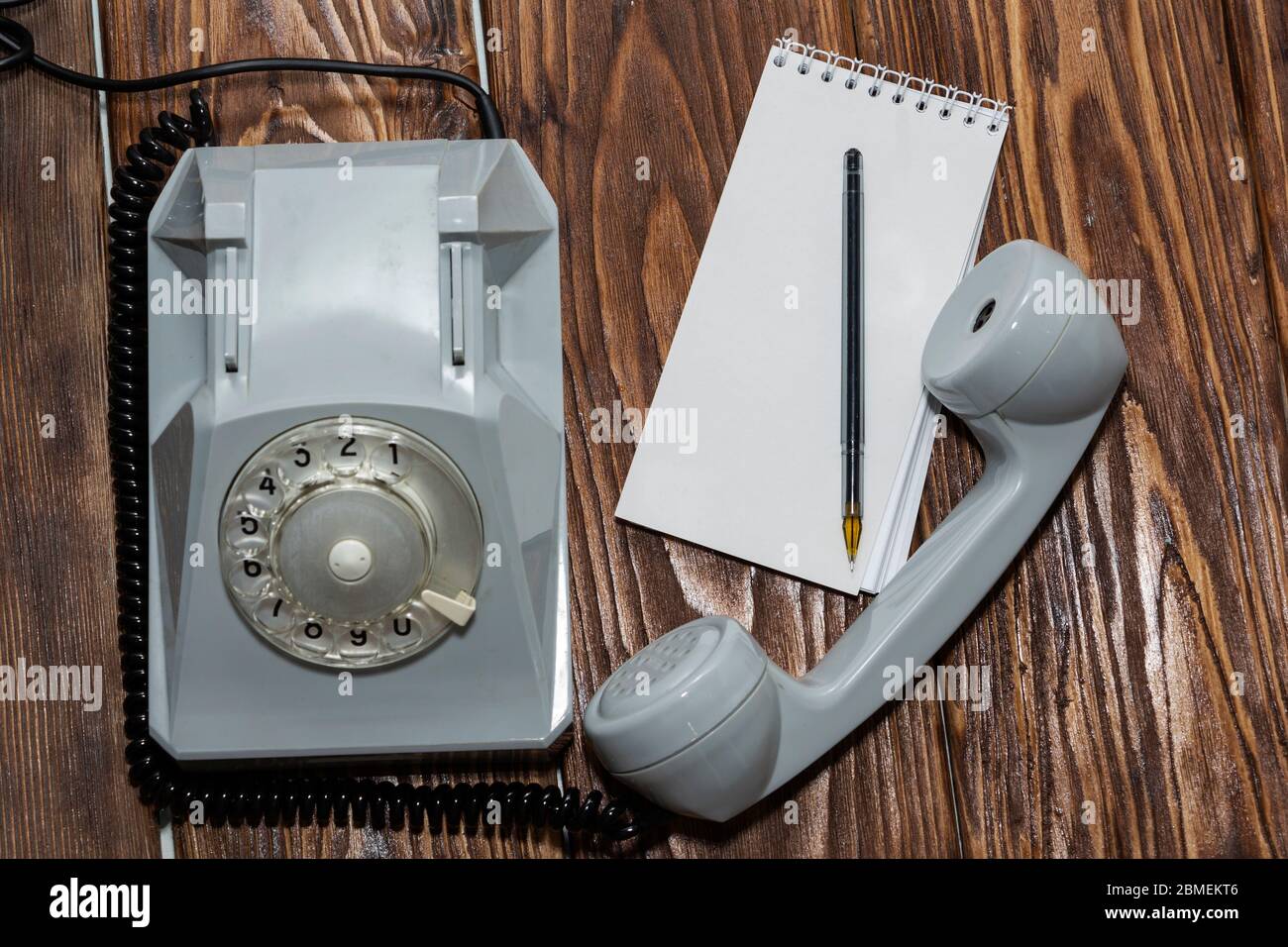 Dial pad old telephone hi-res stock photography and images - Alamy