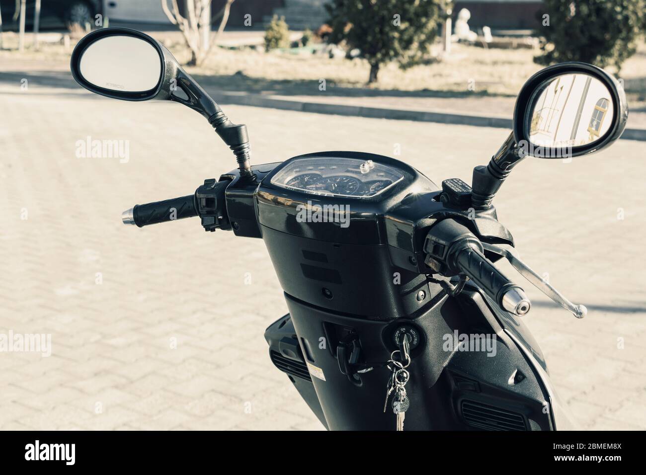 Black classic motorcycle stands hi-res stock photography and images - Alamy