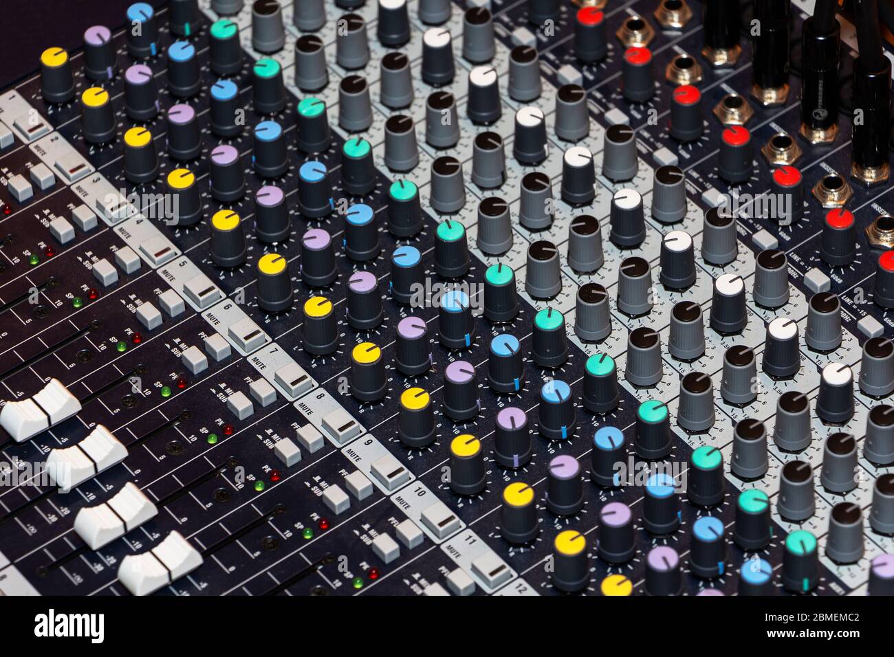 Digital mixer hi-res stock photography and images - Alamy