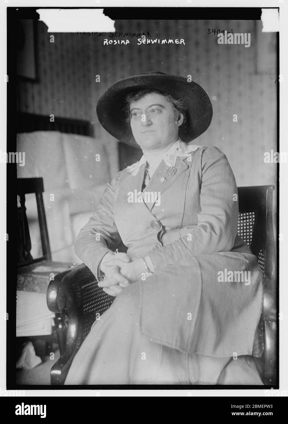 Rosika schwimmer hi-res stock photography and images - Alamy