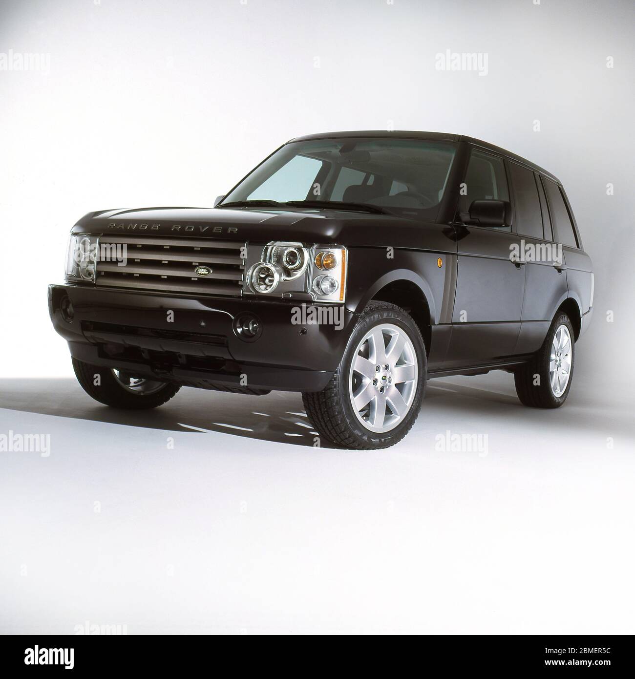 2003 range rover westminster hi-res stock photography and images - Alamy