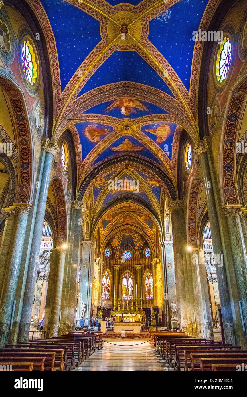 Santa maria sopra minerva basilica hi-res stock photography and images ...