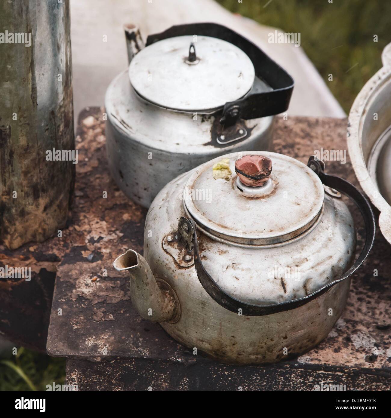 Aluminum basin hi-res stock photography and images - Alamy