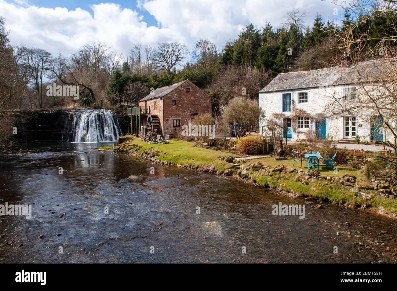 Britain british waterwheel hi-res stock photography and images - Alamy