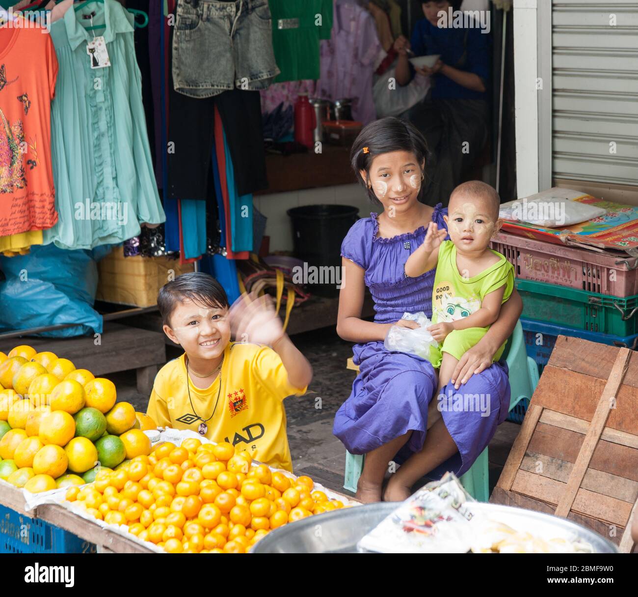 Wa people myanmar hi-res stock photography and images - Alamy