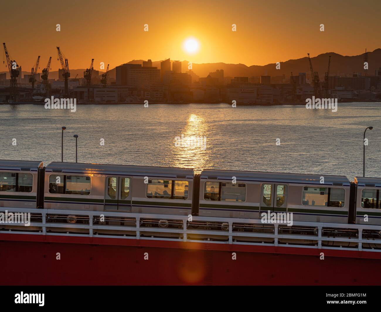 Monorail bridge hi-res stock photography and images - Alamy