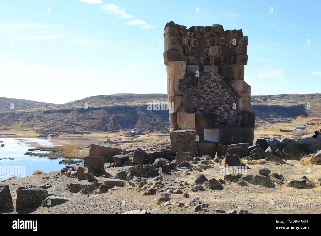 The splendid archaeological site of Sillustani, Peru Stock Photo - Alamy