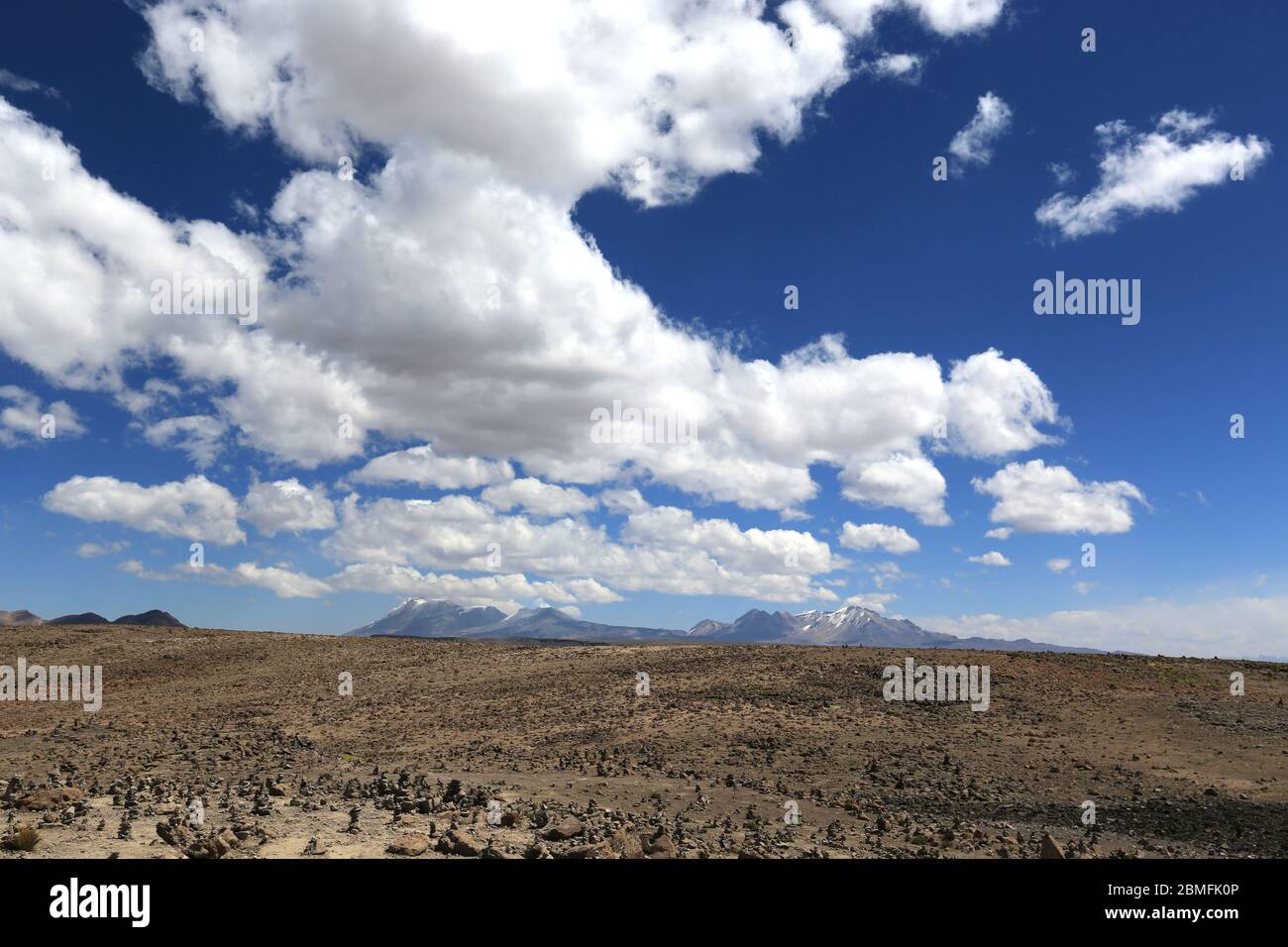 Peruvian Landscape on the way to Arequipa Stock Photo - Alamy