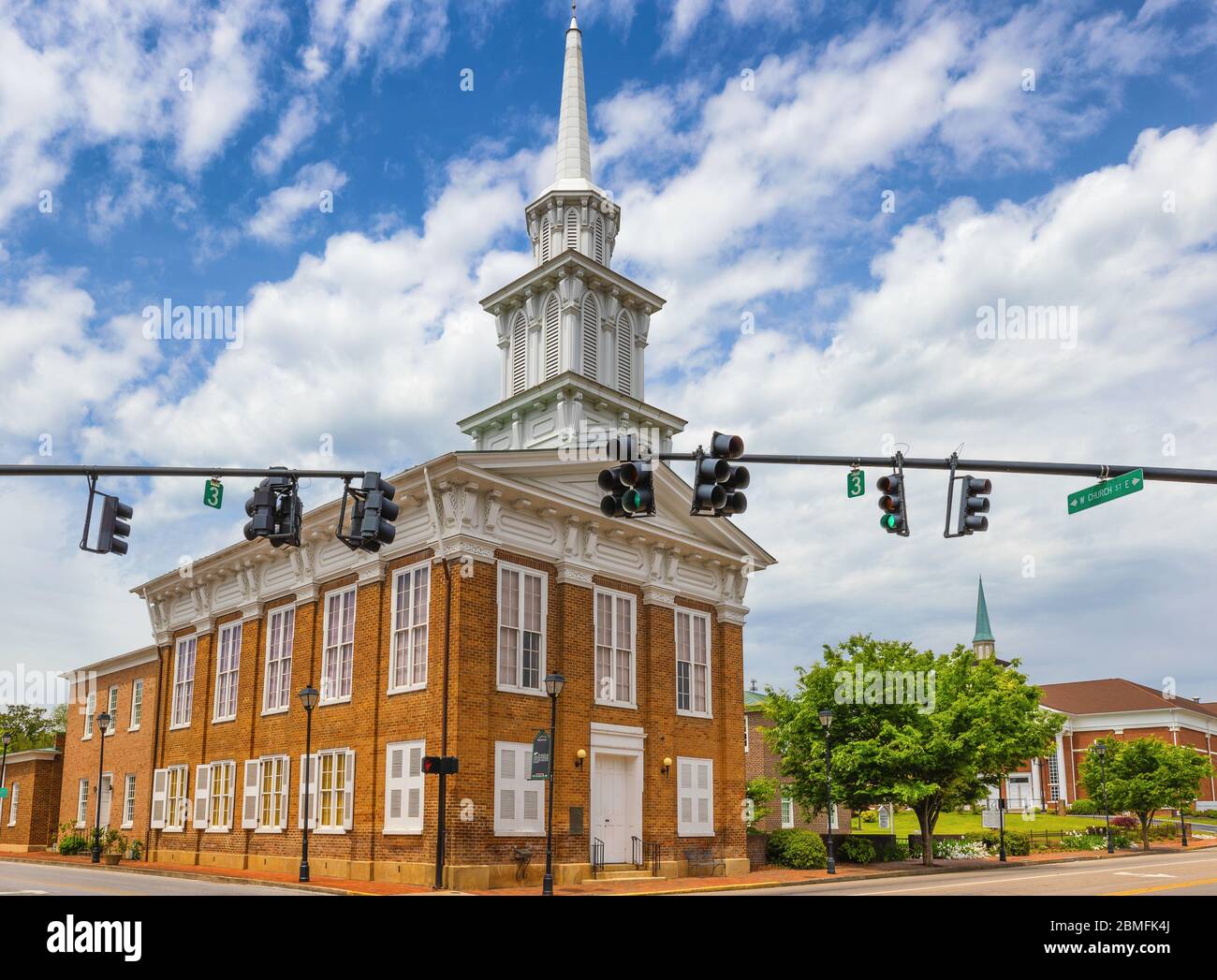 Historical building exterior hi-res stock photography and images - Alamy