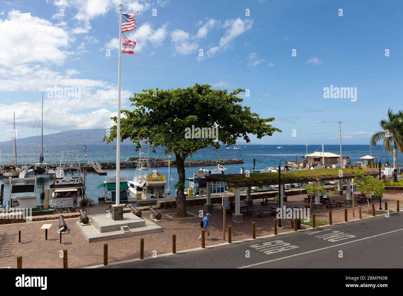 Marina outside Old Lahaina Courthouse Stock Photo - Alamy