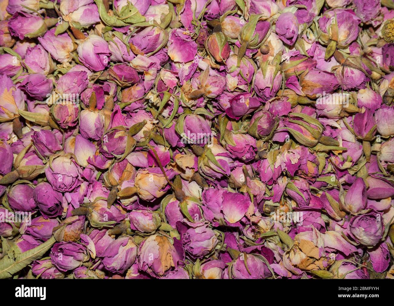 Assorted tea and spices specialties in Istanbul Turkey, Grand Bazaar ...