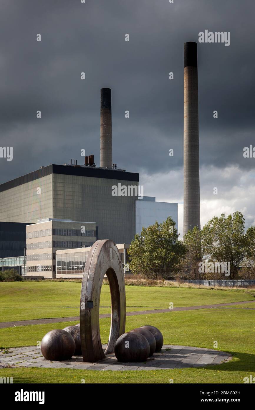 Cockenzie power station hi-res stock photography and images - Alamy