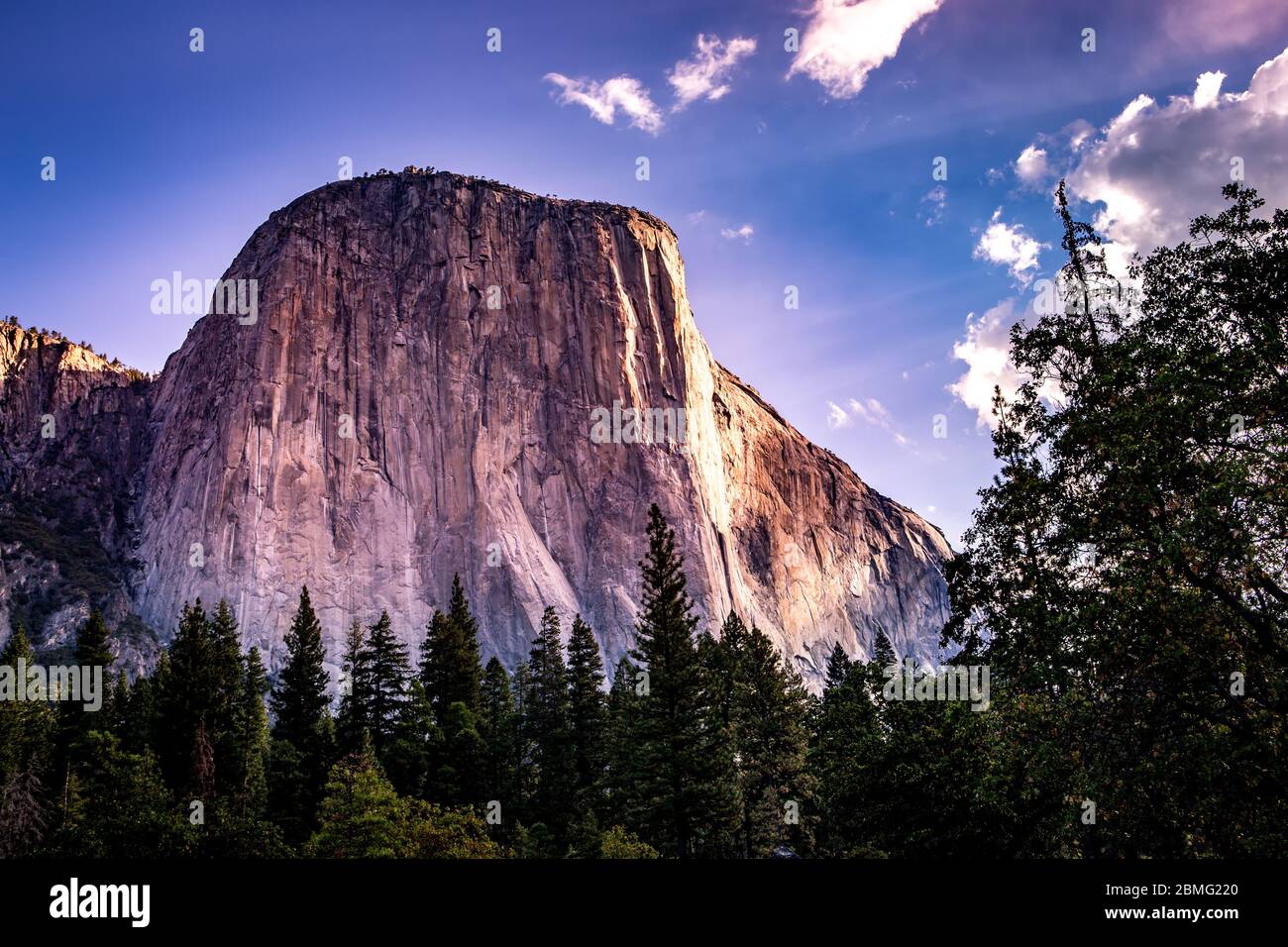 World famous rock climbing wall of El Capitan, Yosemite national park ...