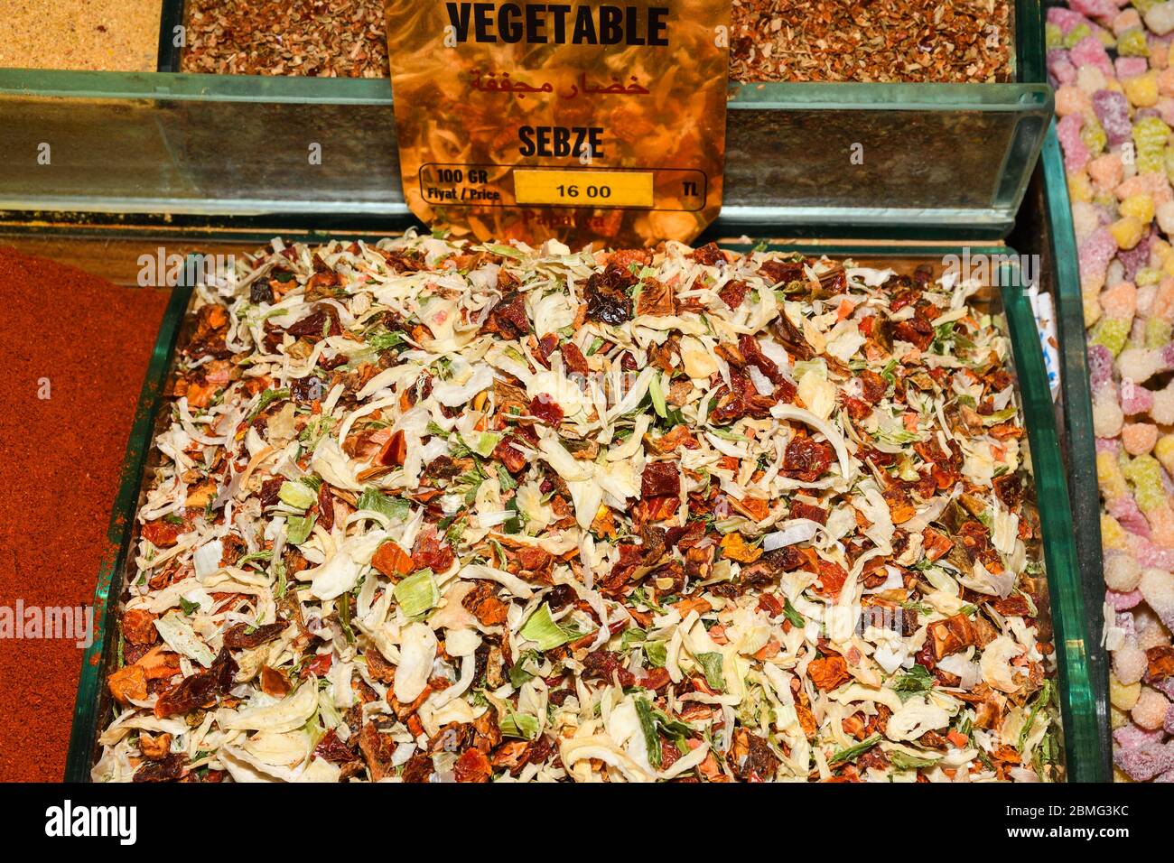 Assorted tea and spices specialties in Istanbul Turkey, Grand Bazaar ...