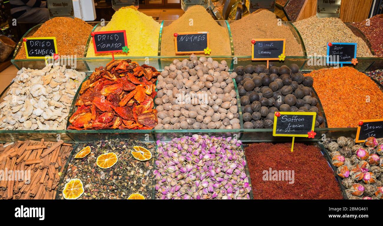 Assorted tea and spices specialties in Istanbul Turkey, Grand Bazaar ...