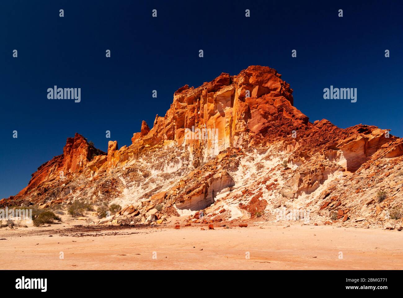 Rainbow valley central australia nt hi-res stock photography and images ...