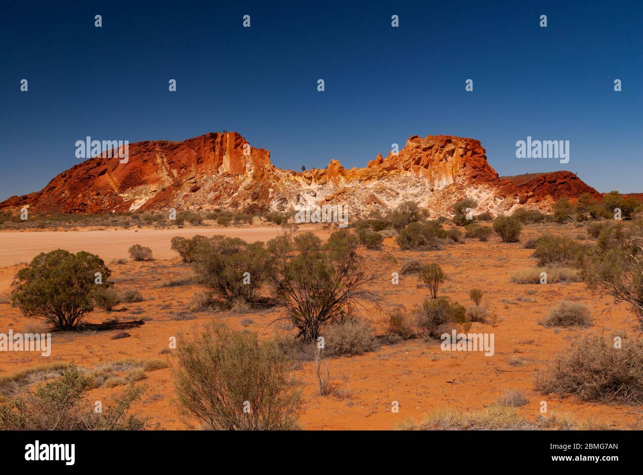 Rainbow valley central australia nt hi-res stock photography and images ...