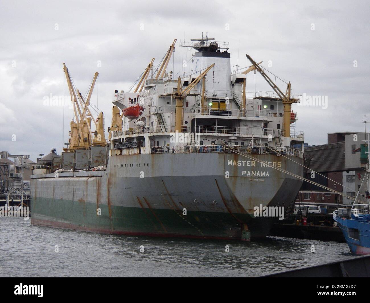 Ship master hi-res stock photography and images - Alamy